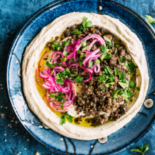 Beanless Hummus with Spiced Beef & Lemon Pickled Onions - meatified
